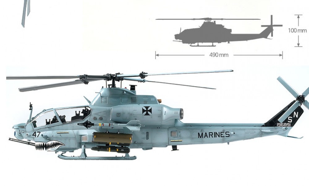 1/35 USMC Bell AH-1Z Viper "Shark Mouth" Helicopter