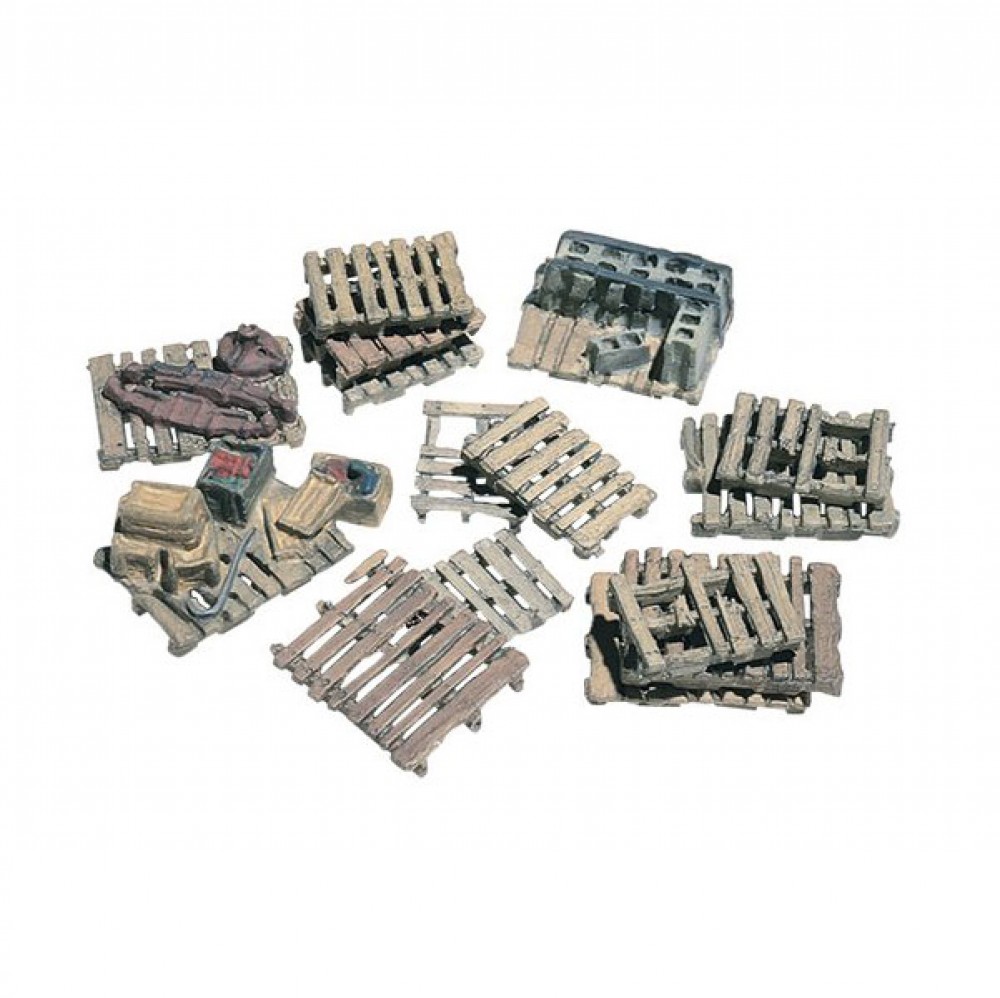 HO Scale 15 Assorted Skids Kit