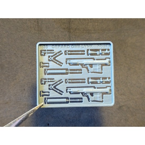 1/35 GM-6 Lynx 50BMG Sniper Rifle, Present Days Balaton Modell SD204